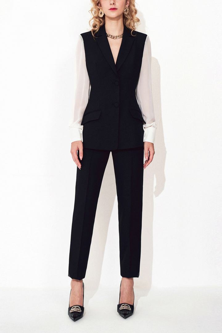 HAILEY STRUCTURED VEST